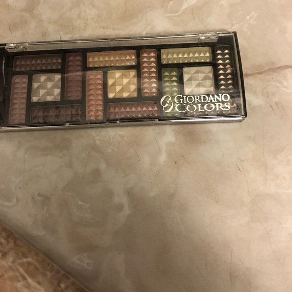 Giordano | Makeup | Giordano Colors 5 Shades Eyeshadow Palette | Poshmark